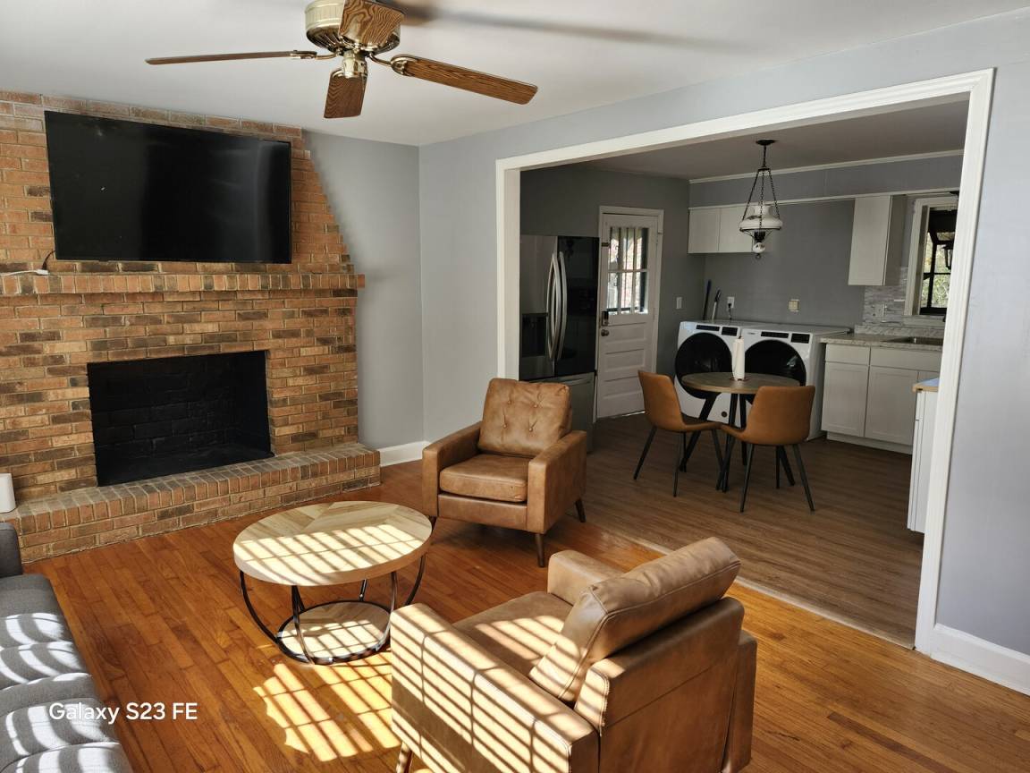 97 M² House ∙ 3 Bedrooms ∙ 6 Guests - Ballantyne - Charlotte
