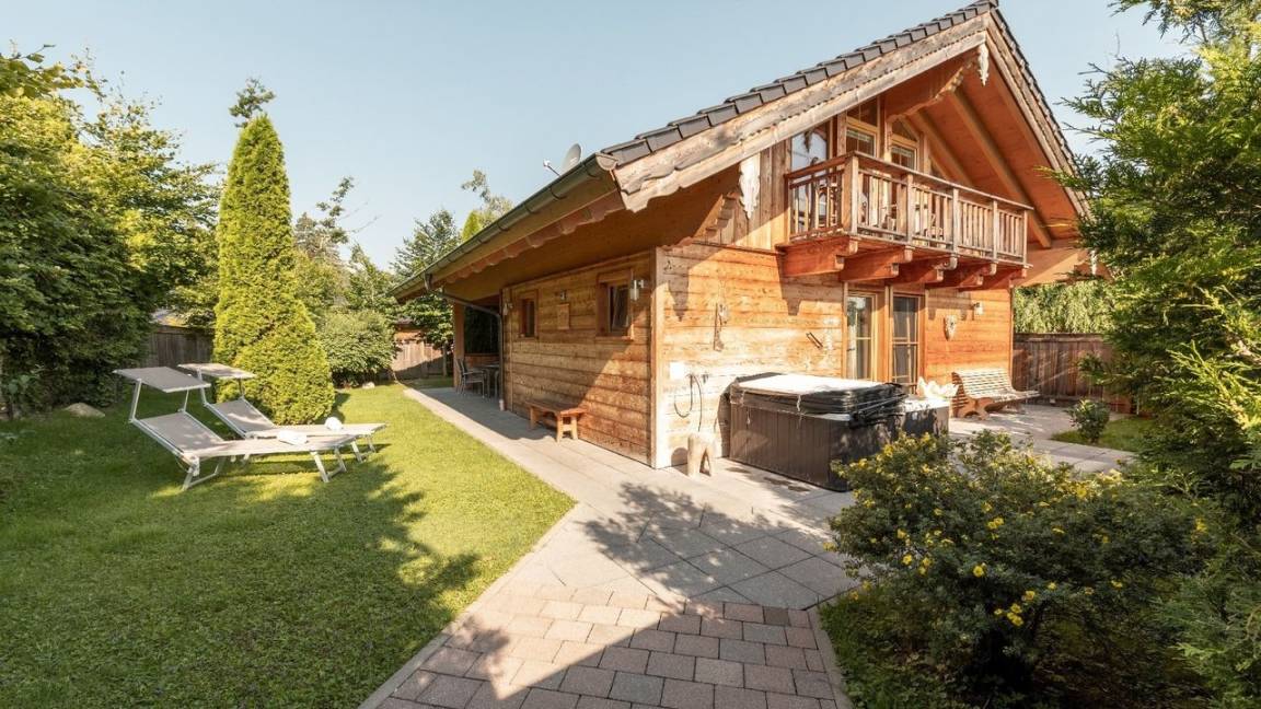 145 M² Ferienhaus ∙ 2 Schlafzimmer ∙ 6 Gäste - Ainring