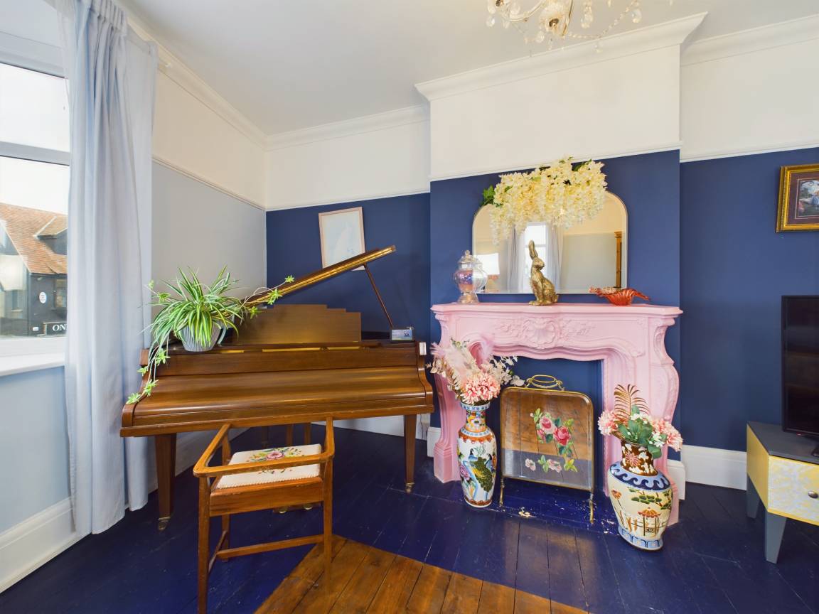 55 M² Apartment ∙ 2 Bedrooms ∙ 4 Guests - Southend-on-Sea