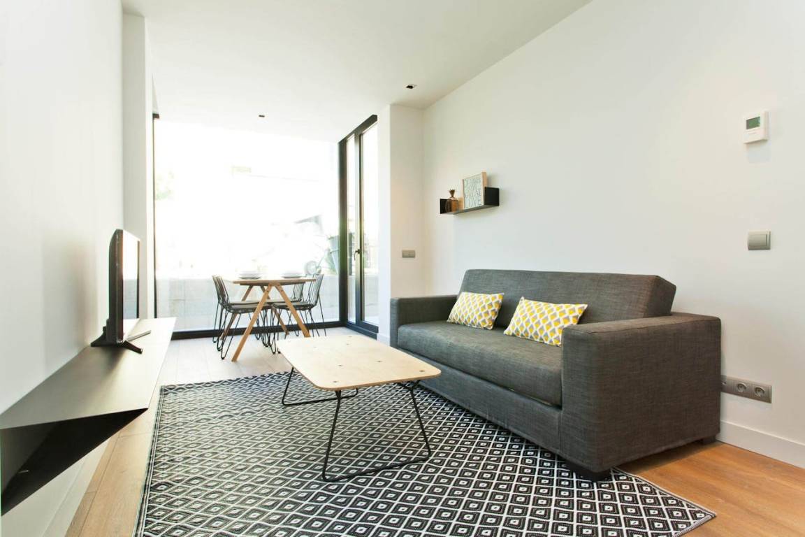 65 M² Apartamento ∙ 2 Habitaciones ∙ 4 Huéspedes - Barberà del Vallès