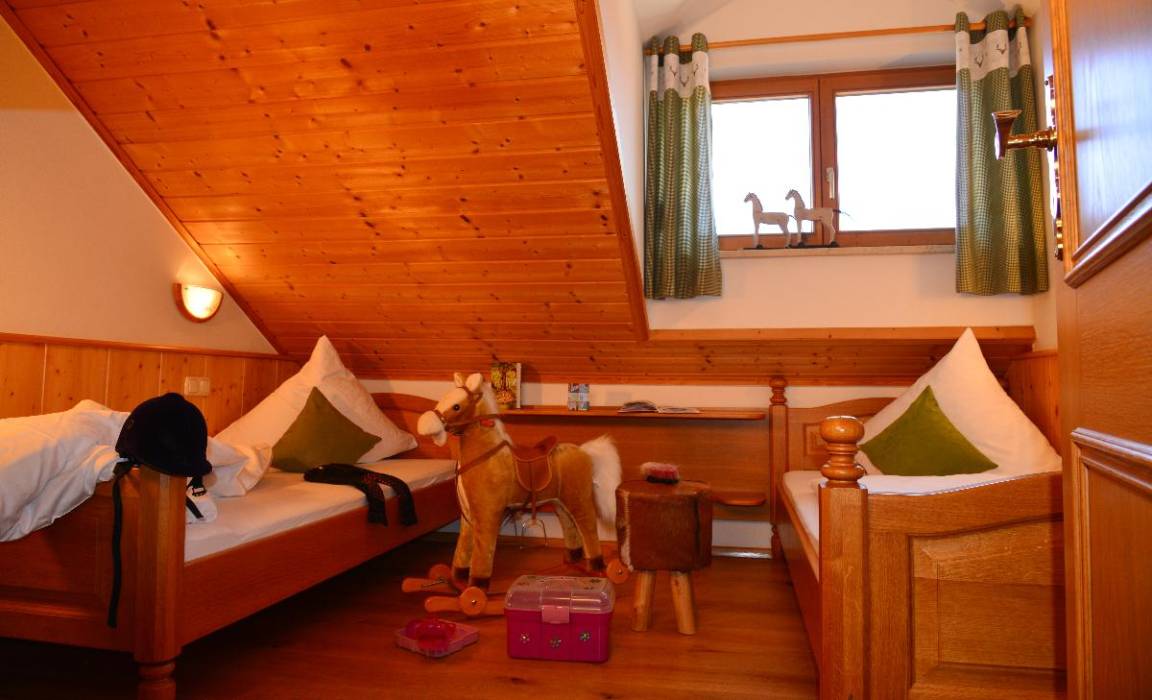 70 M² Ferienwohnung ∙ 2 Schlafzimmer ∙ 4 Gäste - Zwiesel