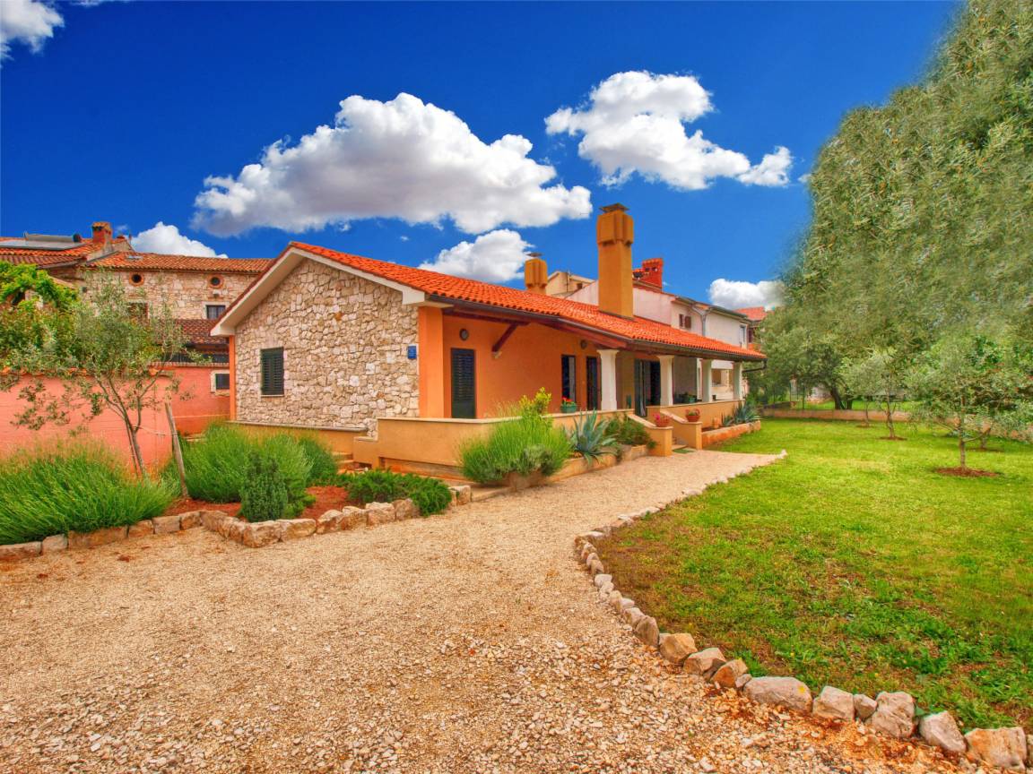 80 M² Ferienhaus ∙ 1 Schlafzimmer ∙ 4 Gäste - Poreč