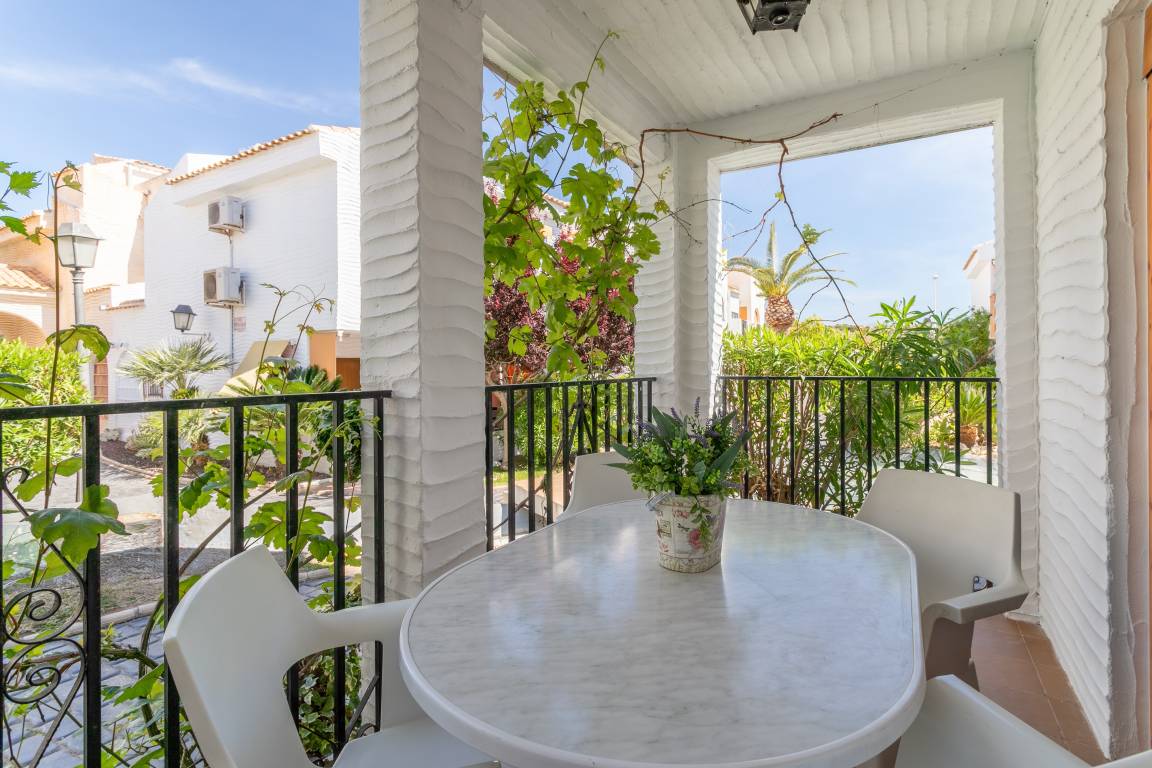 90 平方米 房子 ∙ 3客房 ∙ 6客人 - 亞利坎提