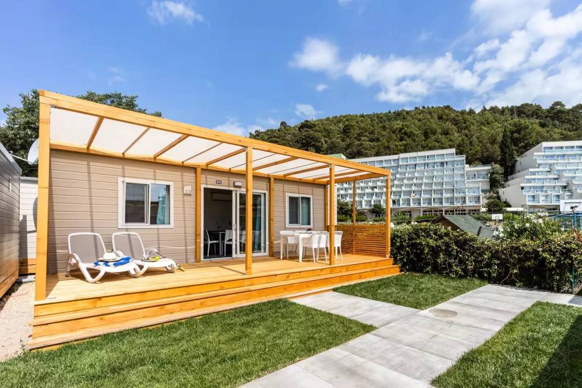 32 M² Caravan ∙ 2 Bedrooms ∙ 4 Guests - Rabac