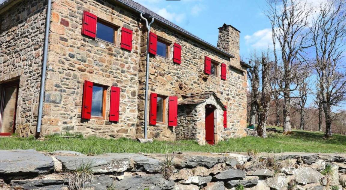 200 M² Cottage ∙ 4 Chambres ∙ 8 Personnes - Les Estables