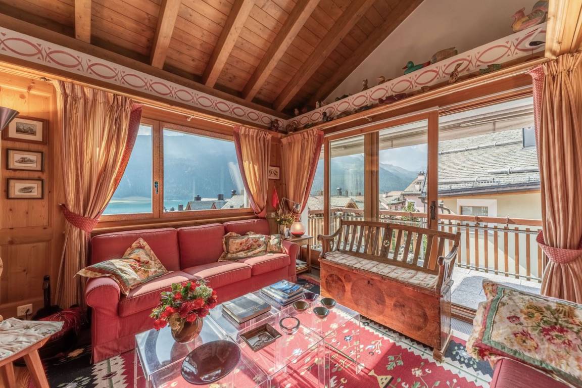 150 M² Appartement ∙ 4 Chambres ∙ 8 Personnes - Silvaplana