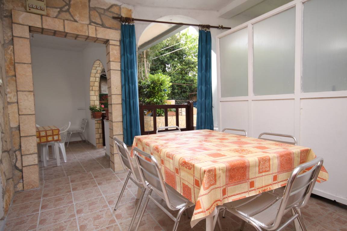 84 M² Apartamento ∙ 3 Habitaciones ∙ 8 Huéspedes - Biograd na Moru