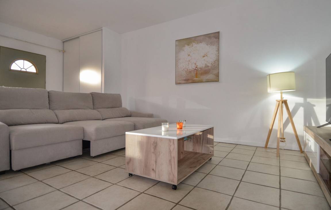 65 M² Maison De Vacances ∙ 2 Chambres ∙ 5 Personnes - Pont-Saint-Esprit