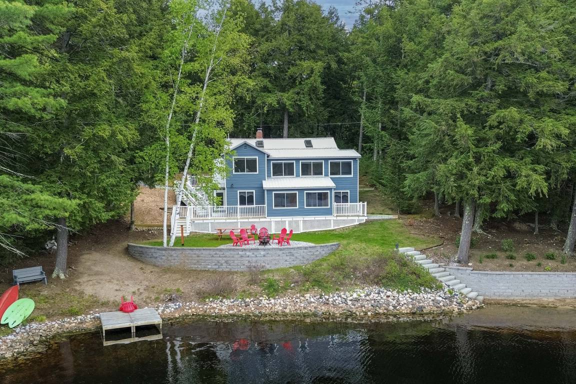 213 M² House ∙ 3 Bedrooms ∙ 8 Guests - Limerick, ME