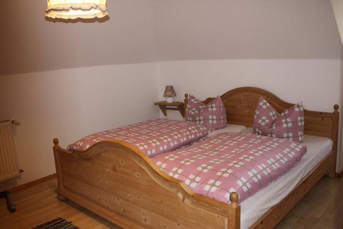 65 M² Ferienwohnung ∙ 2 Schlafzimmer ∙ 4 Gäste - Grafenau