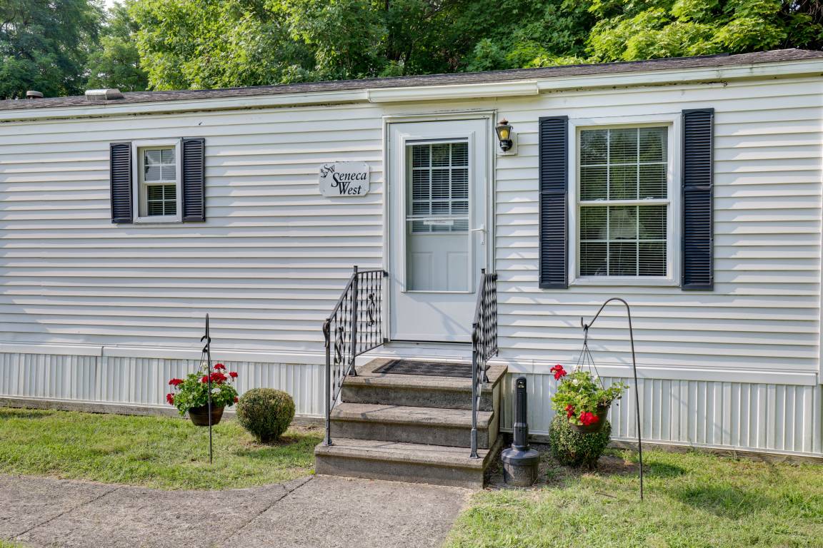 72 M² House ∙ 2 Bedrooms ∙ 4 Guests - Finger Lakes, NY