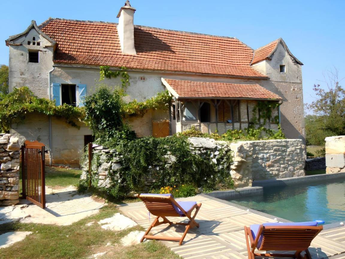 200 M² Gîte ∙ 5 Chambres ∙ 10 Personnes - Saint-Cirq-Lapopie
