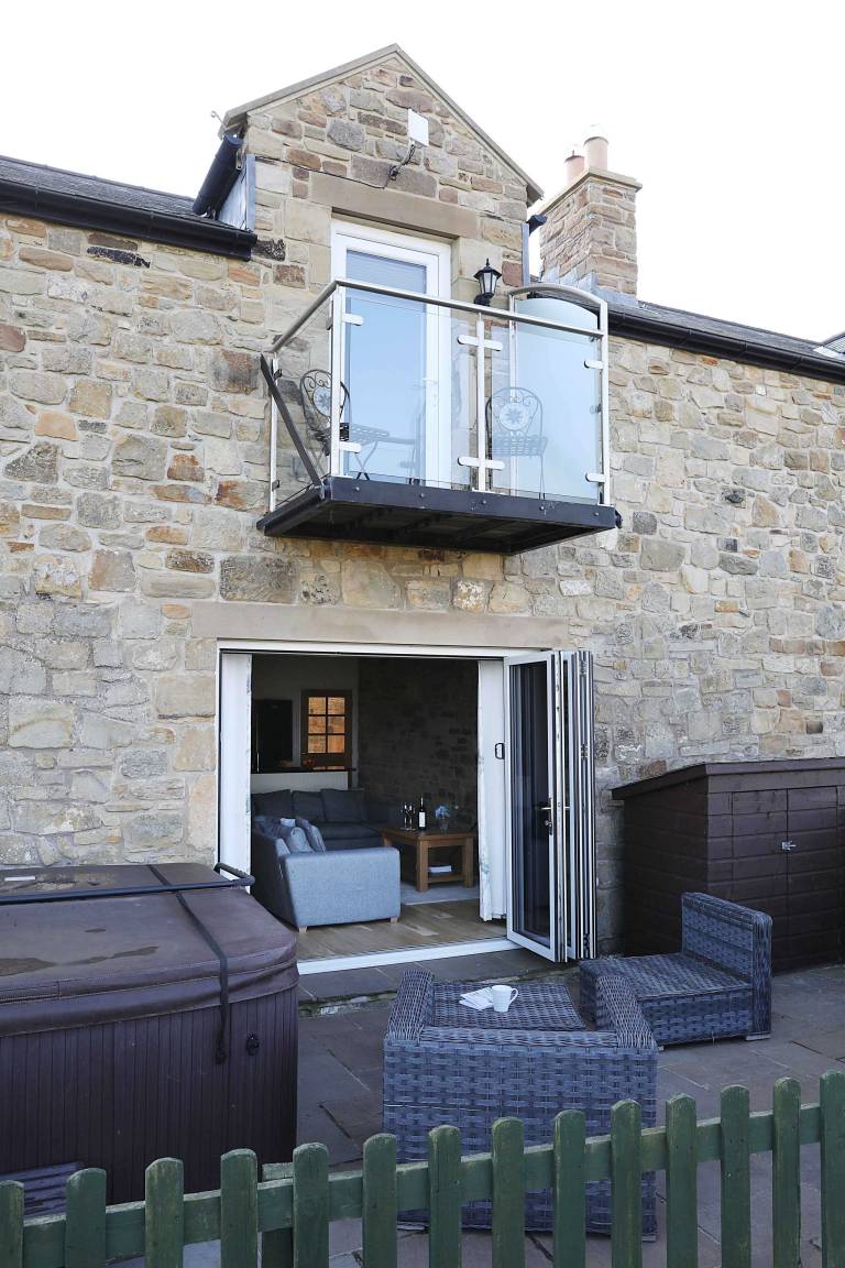 Cottage ∙ 4 Bedrooms ∙ 8 Guests - Bamburgh