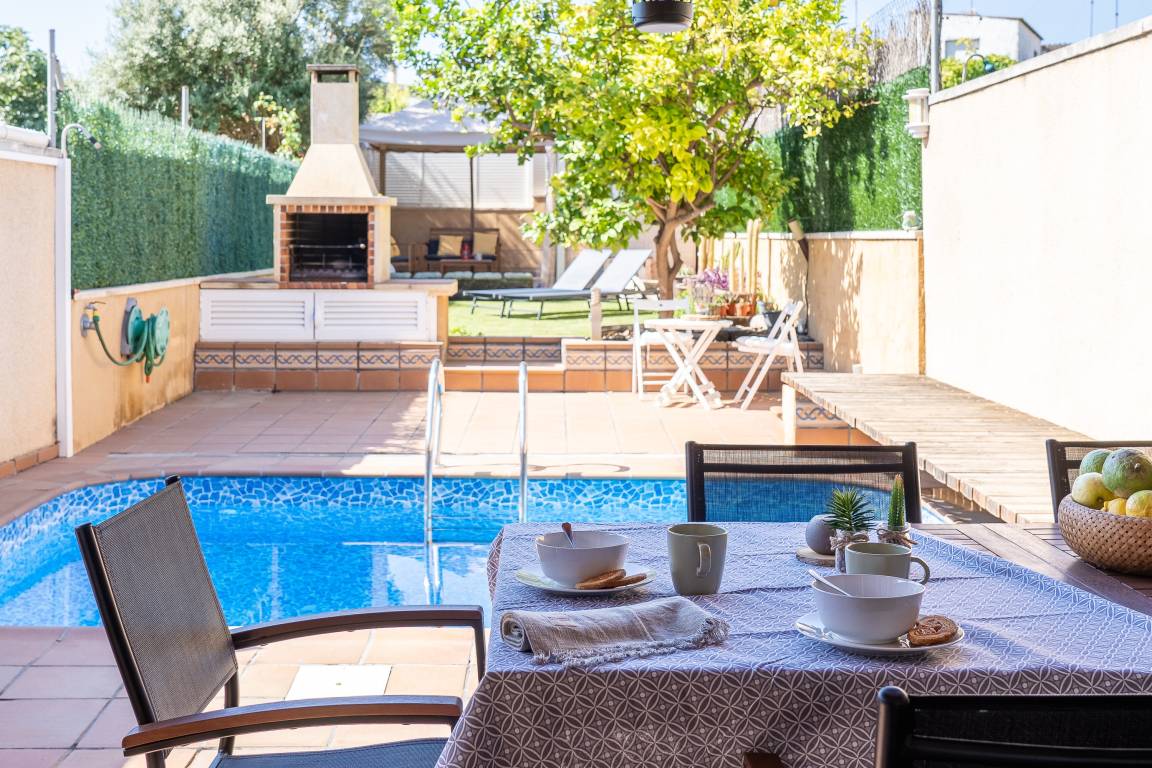 90 M² Huis ∙ 3 Slaapkamers ∙ 8 Gasten - Calafell