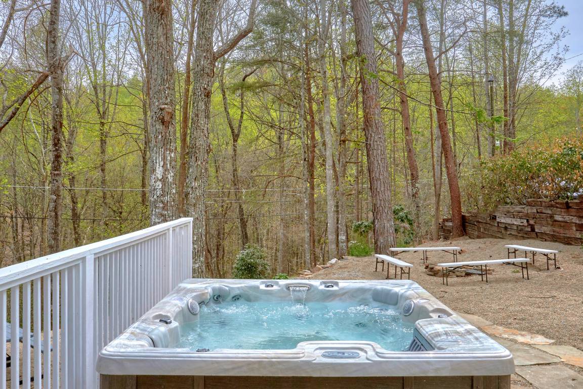 372 M² House ∙ 7 Bedrooms ∙ 22 Guests - Gatlinburg, TN