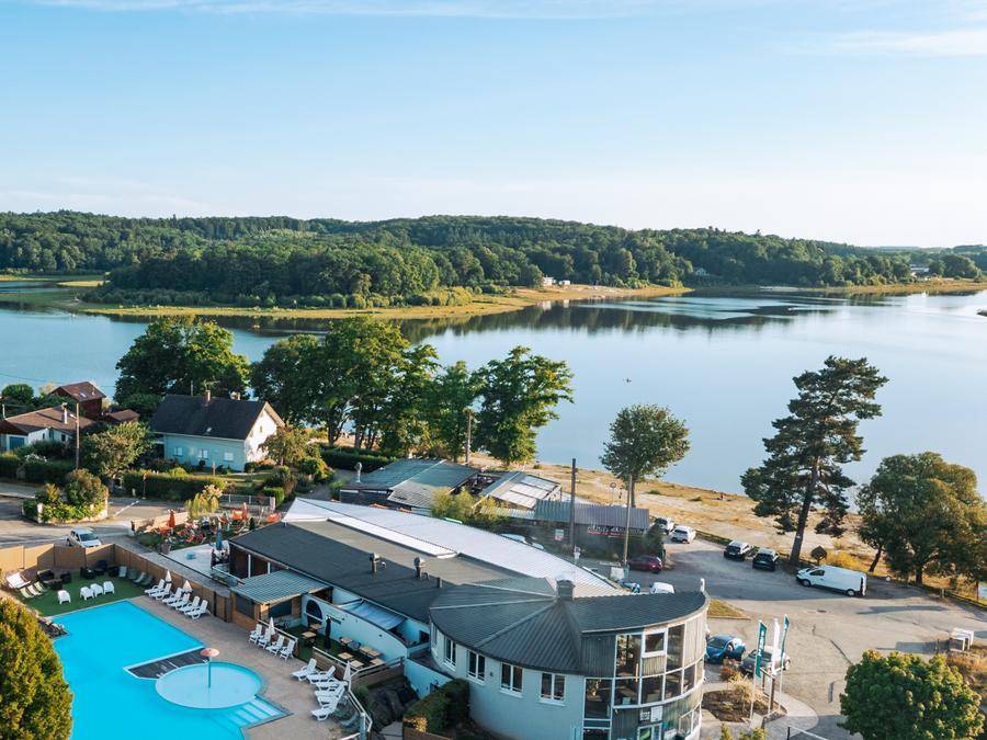 40 M² Caravan ∙ 3 Bedrooms ∙ 6 Guests - Vosges