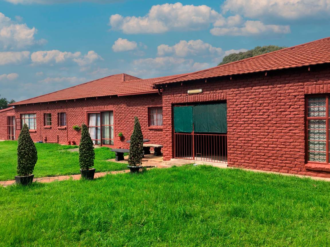 30 M² Studio Flat ∙ 1 Bedroom ∙ 2 Guests - Springs