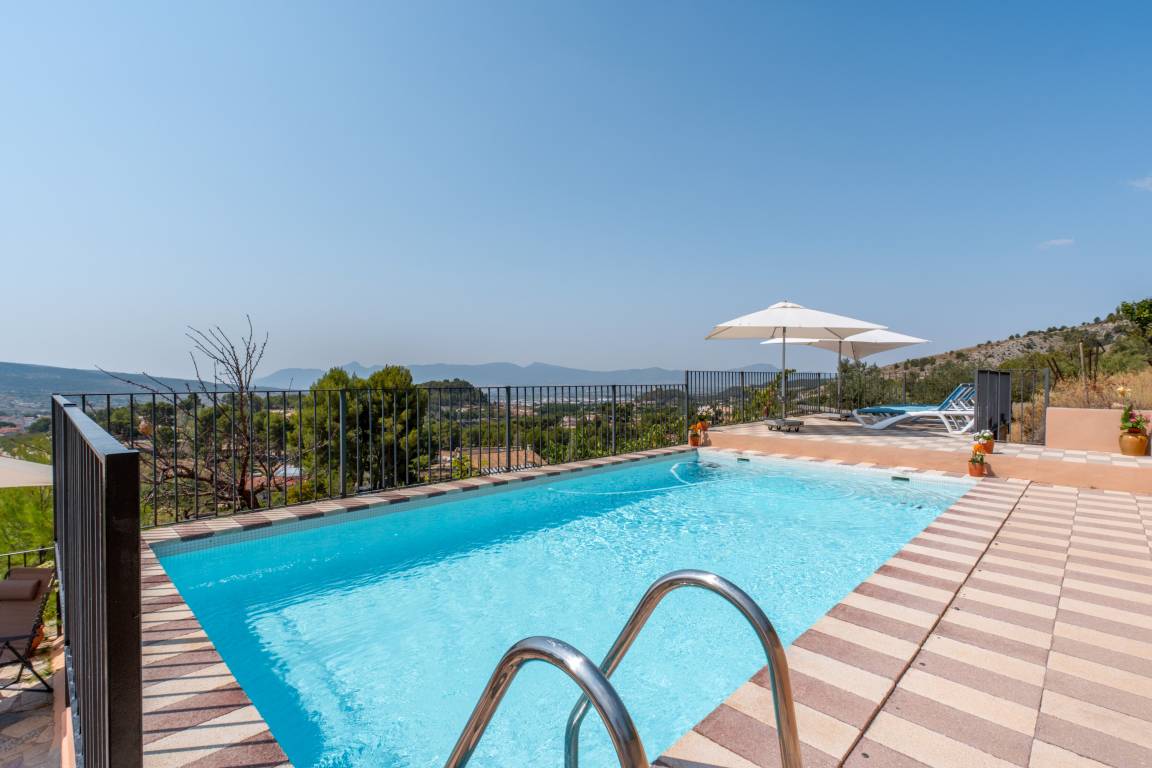 150 M² Casa ∙ 4 Quartos ∙ 8 Hóspedes - Ibi