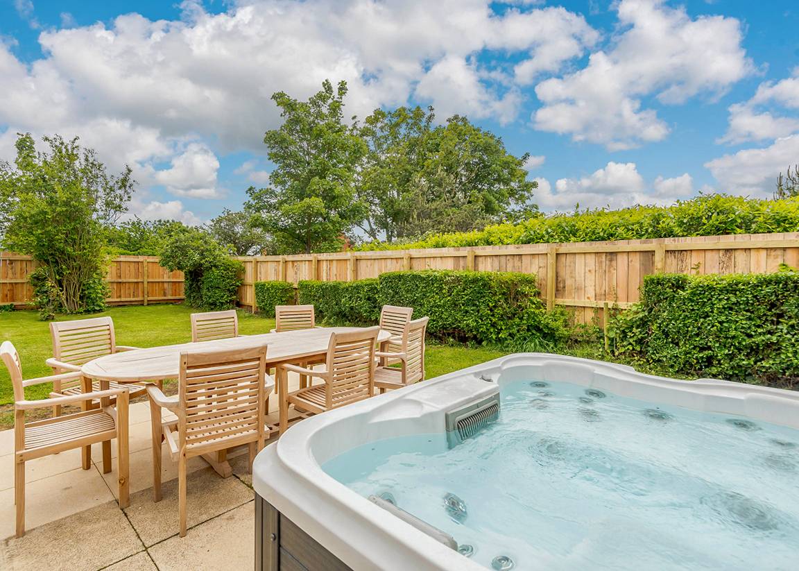 Cottage ∙ 3 Bedrooms ∙ 6 Guests - Lincolnshire