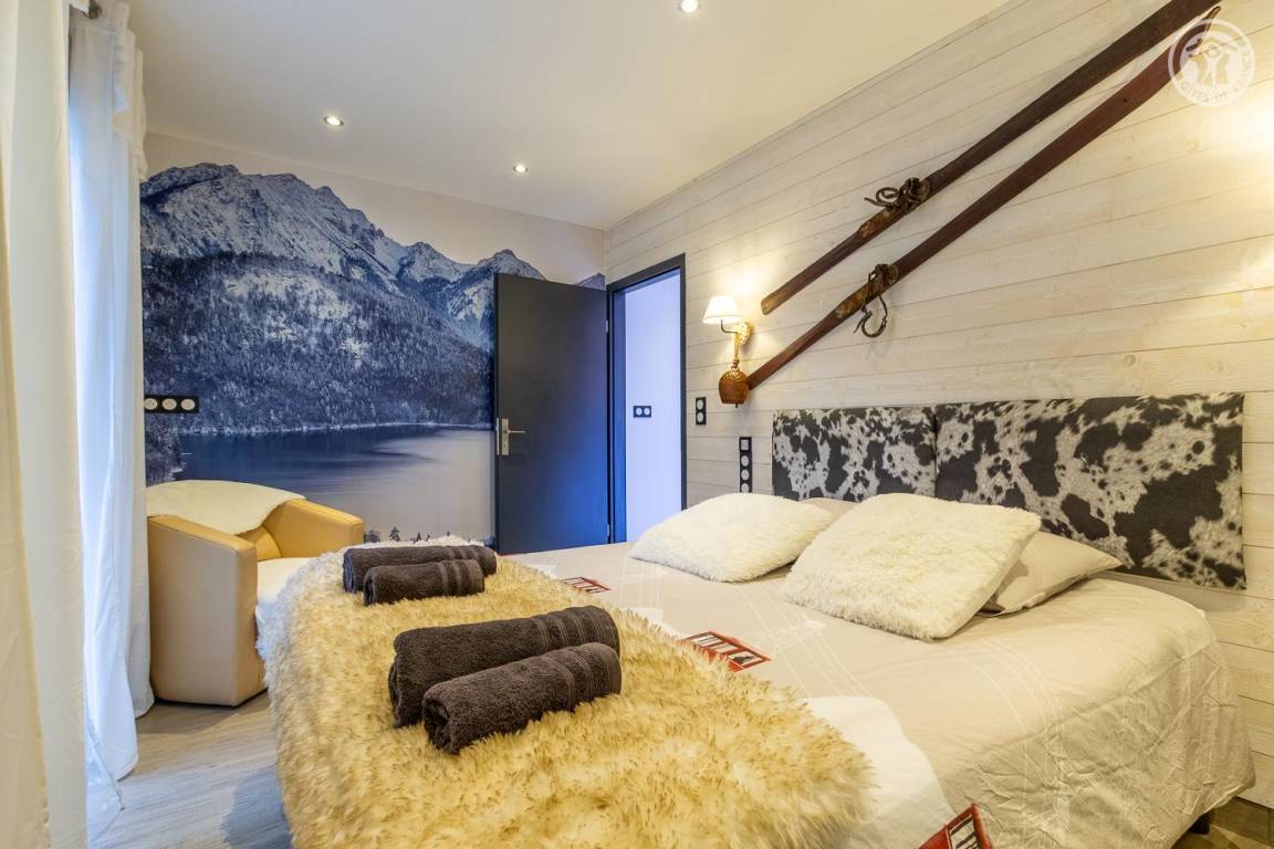 144 M² Gîte ∙ 4 Chambres ∙ 8 Personnes - Moutiers