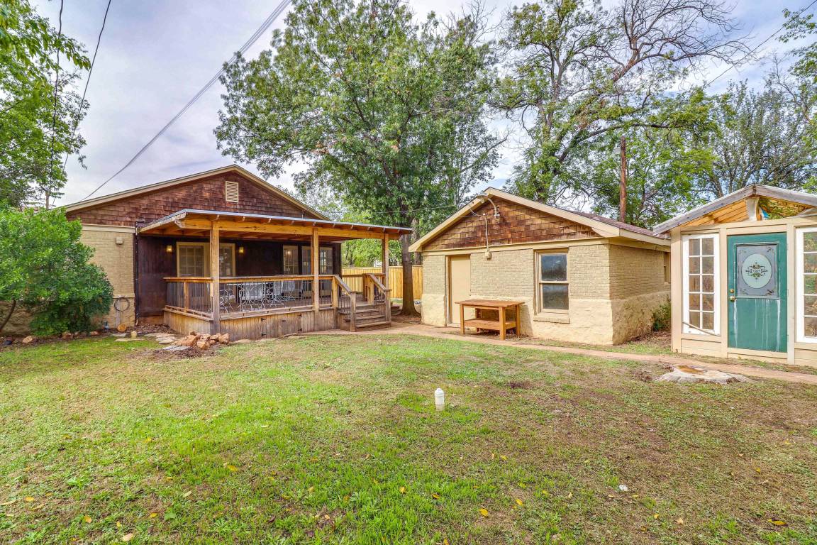 147 M² House ∙ 2 Bedrooms ∙ 5 Guests - Impact, TX