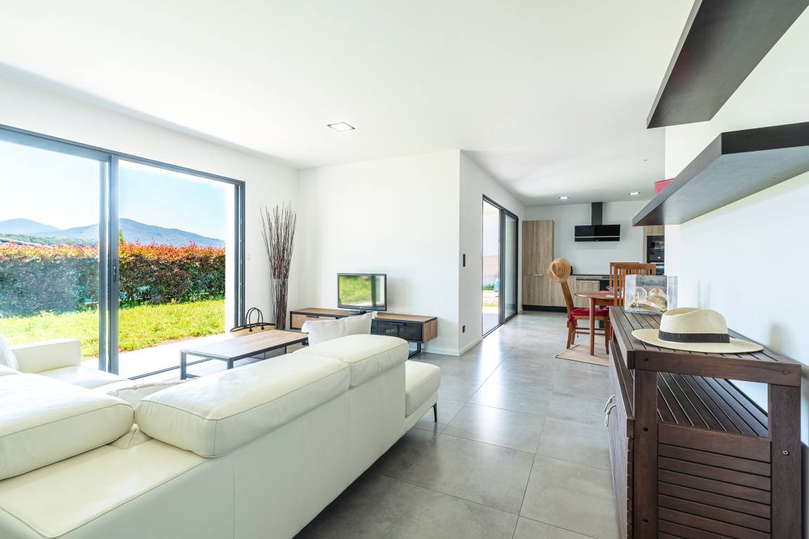 75 M² Maison De Vacances ∙ 2 Chambres ∙ 4 Personnes - Bastelicaccia