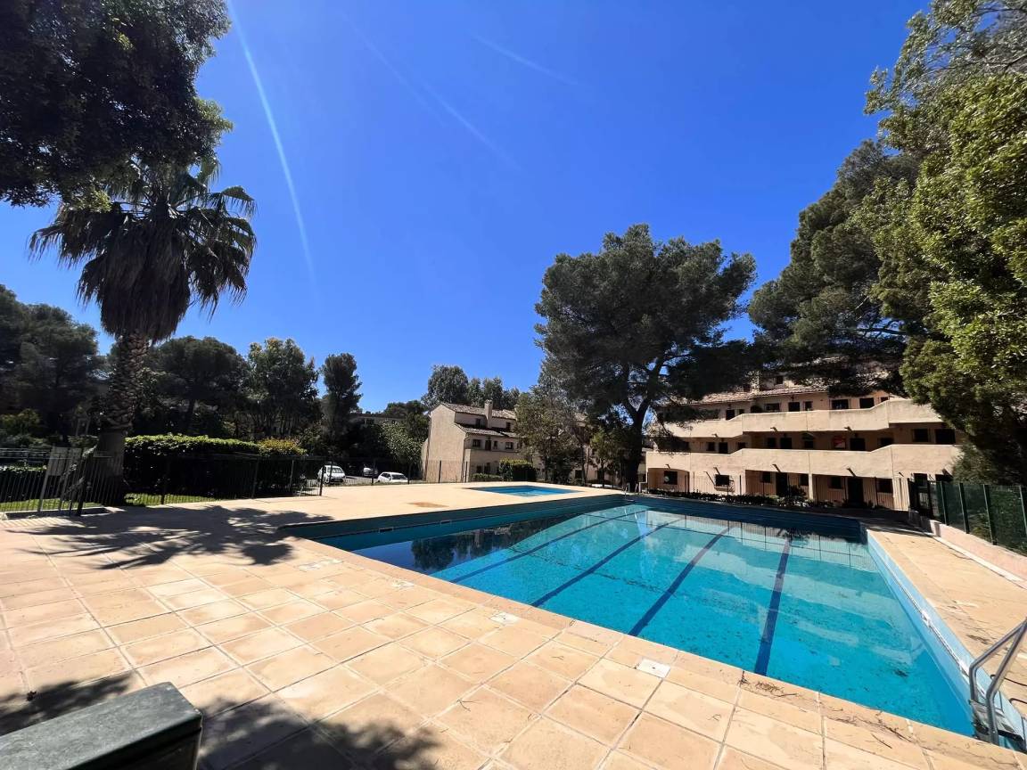 72 M² Appartement ∙ 2 Chambres ∙ 6 Personnes - Saint-Raphaël