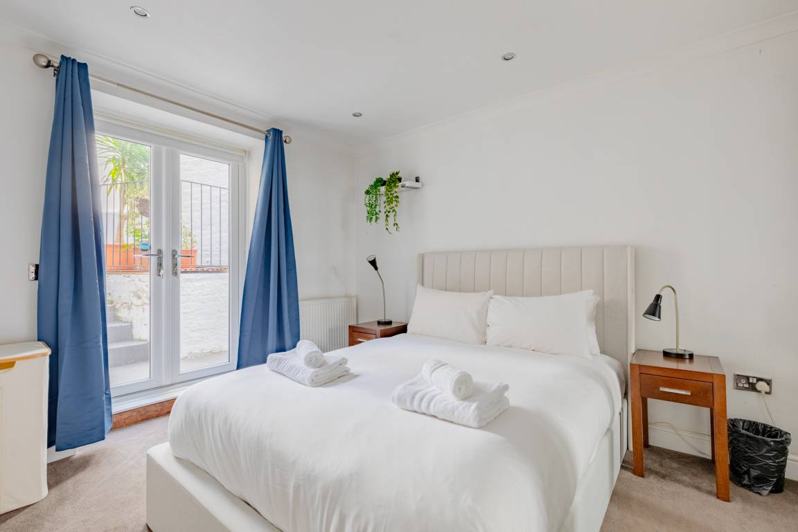 Apartment ∙ 2 Bedrooms ∙ 4 Guests - London