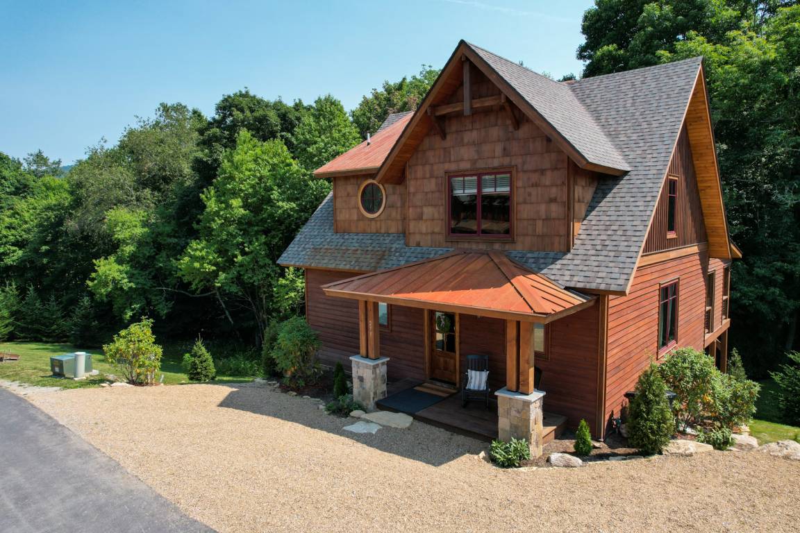 House ∙ 3 Bedrooms ∙ 10 Guests - Watauga Lake, TN