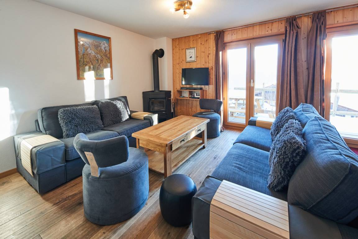 100 M² Chalet ∙ 1 Slaapkamer ∙ 8 Gasten - Nax