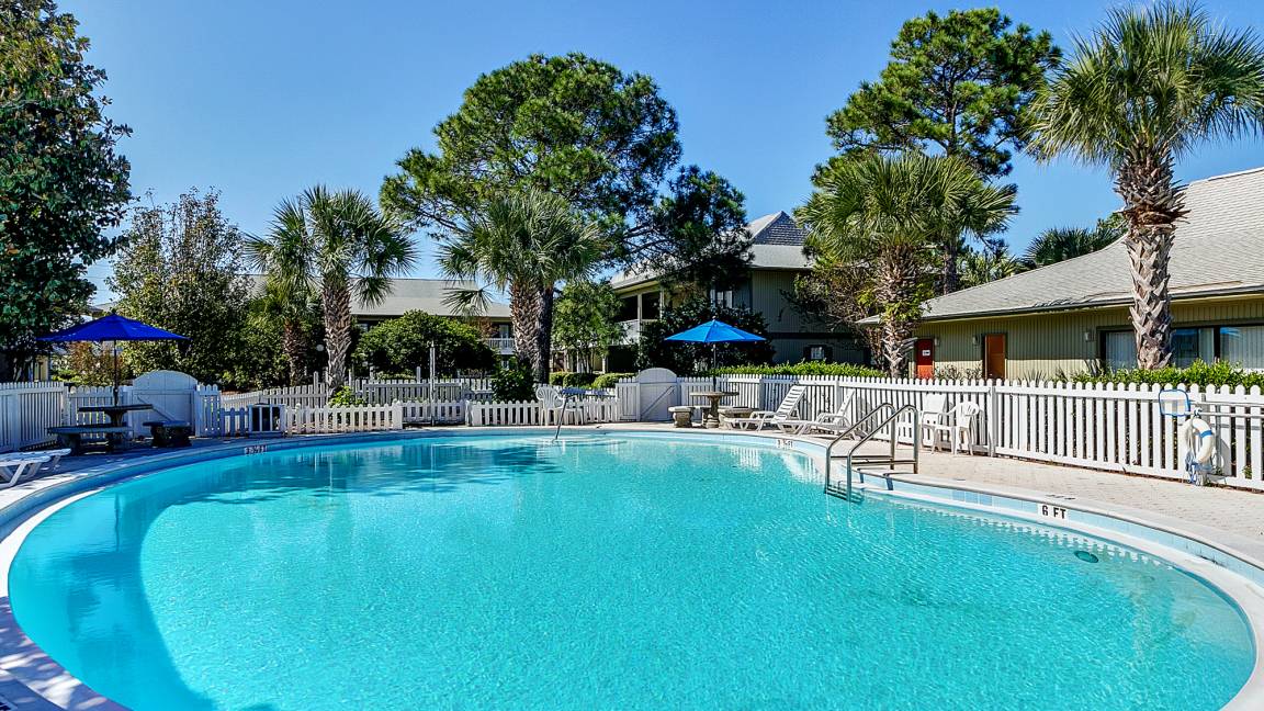 96 M² Apartment ∙ 3 Bedrooms ∙ 8 Guests - Seaside, FL