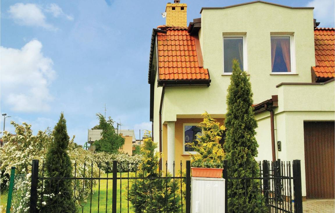 110 M² Ferienhaus ∙ 4 Schlafzimmer ∙ 8 Gäste - Darłowo