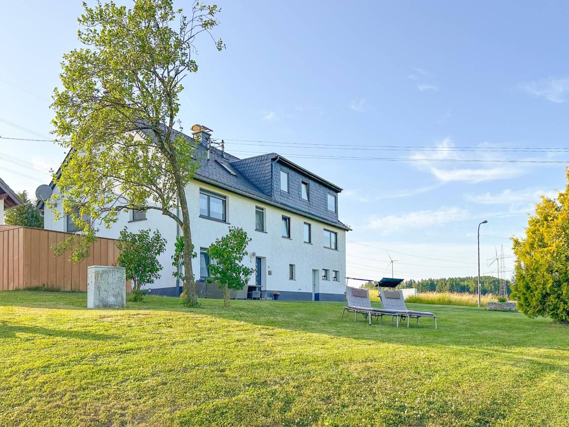 105 M² Maison De Vacances ∙ 3 Chambres ∙ 6 Personnes - Prüm