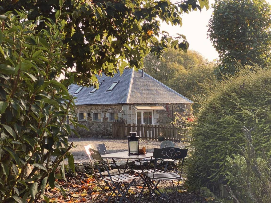 85 M² Gîte ∙ 3 Chambres ∙ 6 Personnes - Plougrescant
