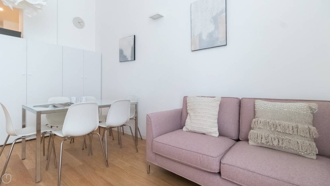 90 M² Apartment ∙ 3 Bedrooms ∙ 5 Guests - Milan