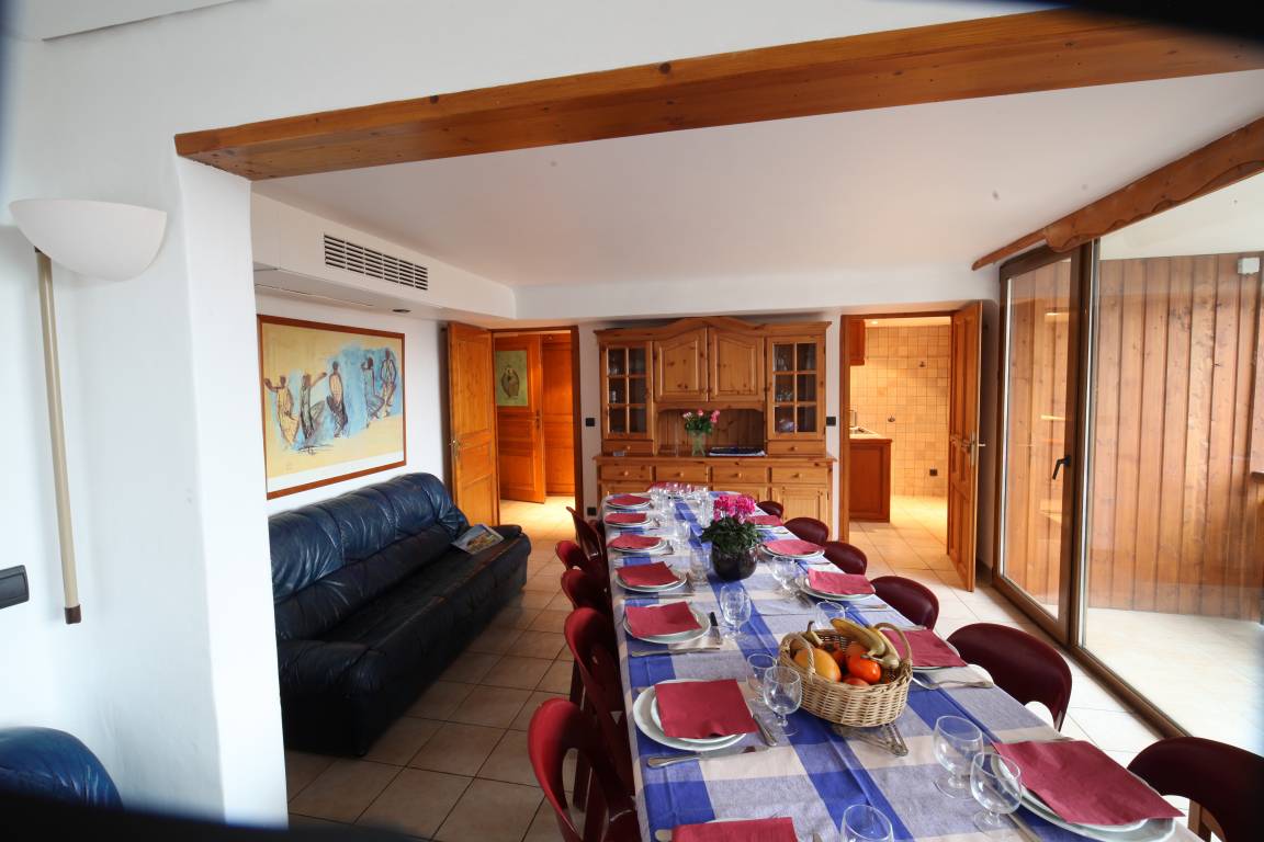 260 M² Appartement ∙ 8 Chambres ∙ 17 Personnes - Aime