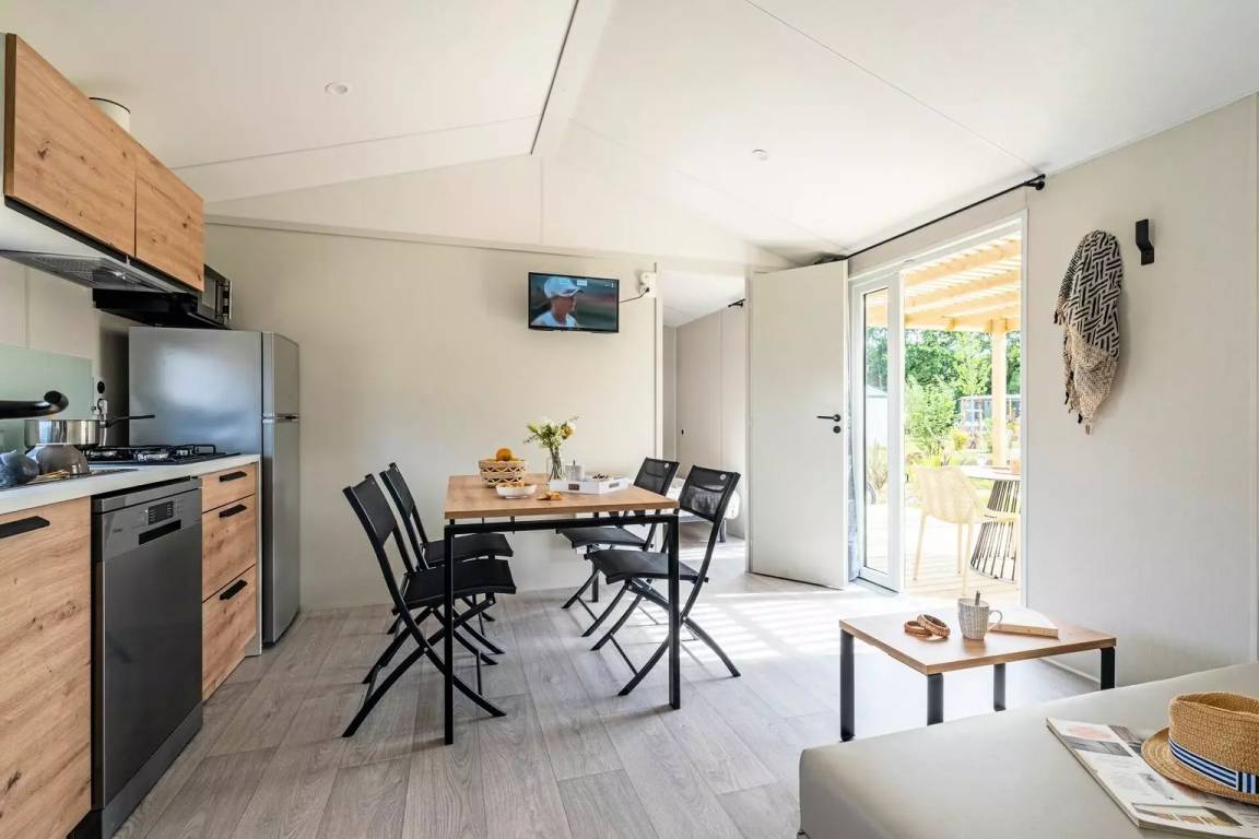 33 M² Mobil-home ∙ 3 Chambres ∙ 6 Personnes - Millau