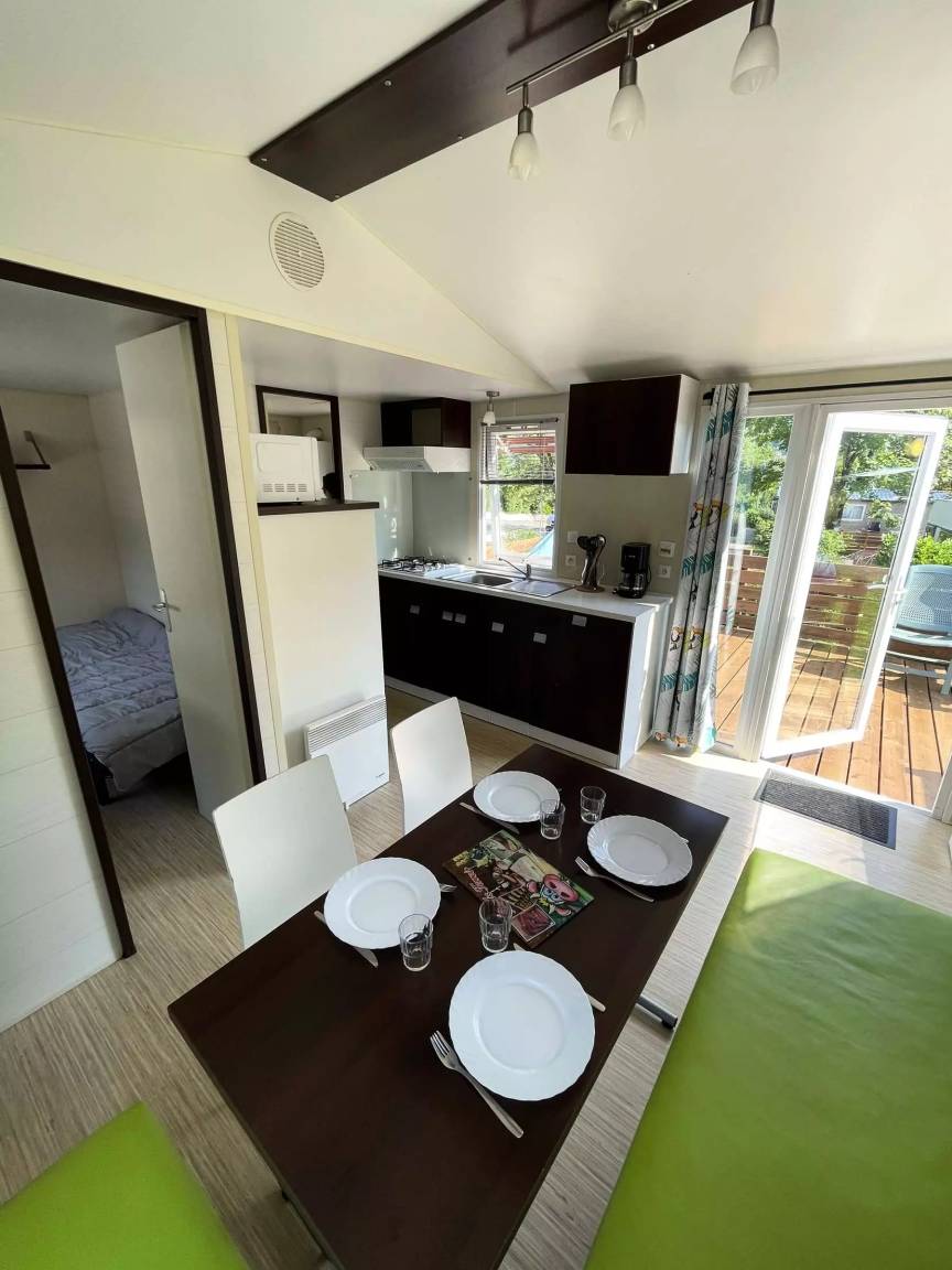 24 M² Mobil-home ∙ 2 Chambres ∙ 4 Personnes - Ornans