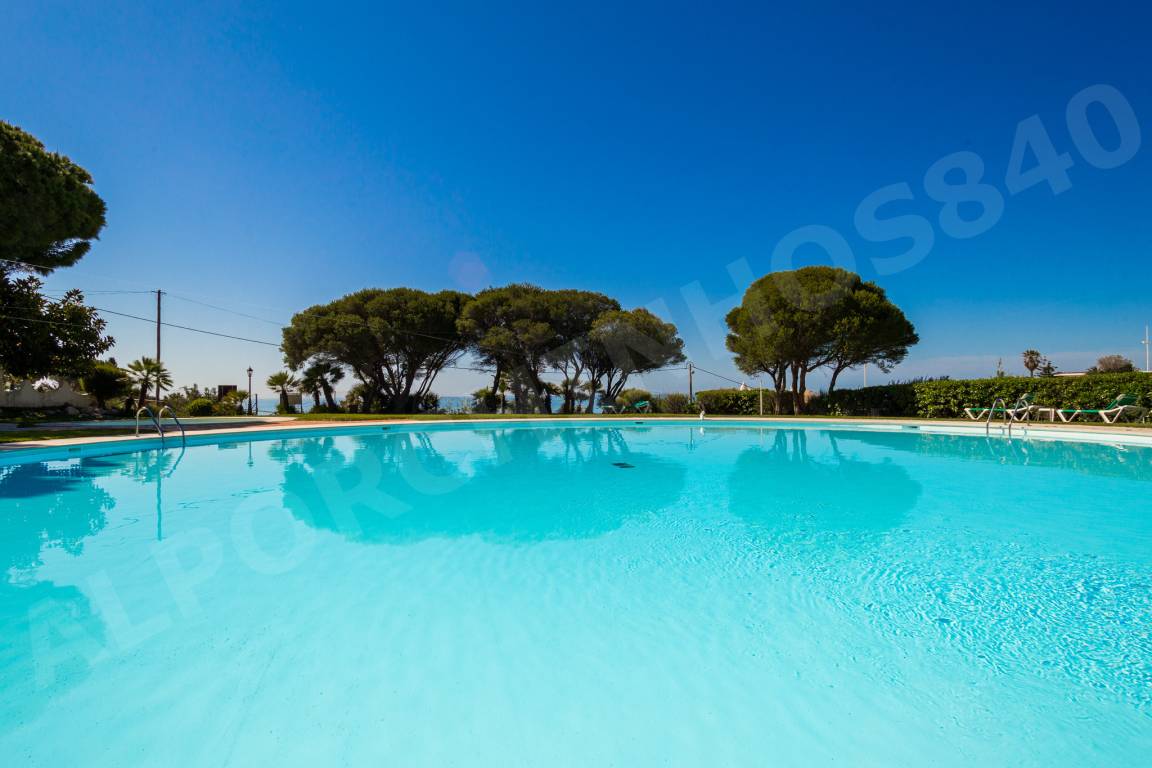 65 M² Apartment ∙ 1 Bedroom ∙ 4 Guests - Porches