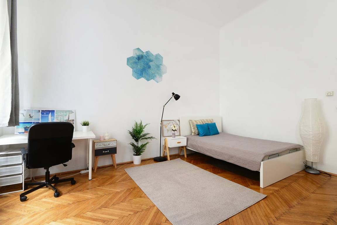 90 M² Camera Privata ∙ 1 Camera Da Letto ∙ 2 Ospiti - Budapest