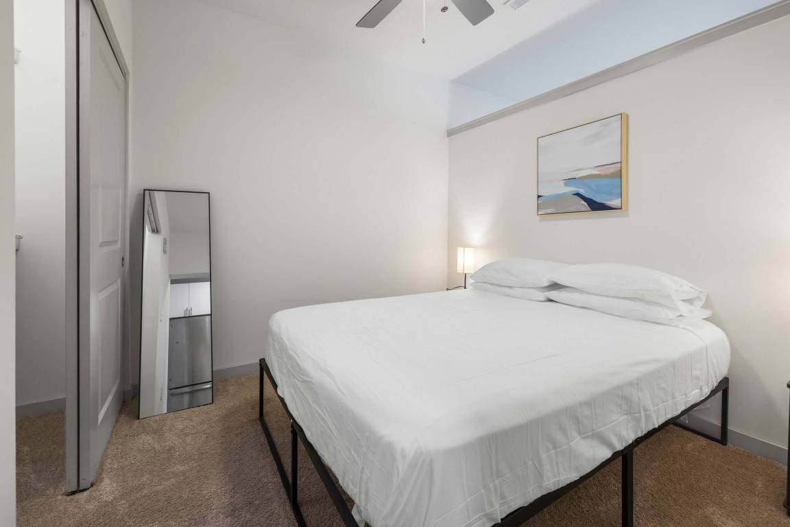 Apartment ∙ 1 Bedroom ∙ 3 Guests - KFC Yum! Center
