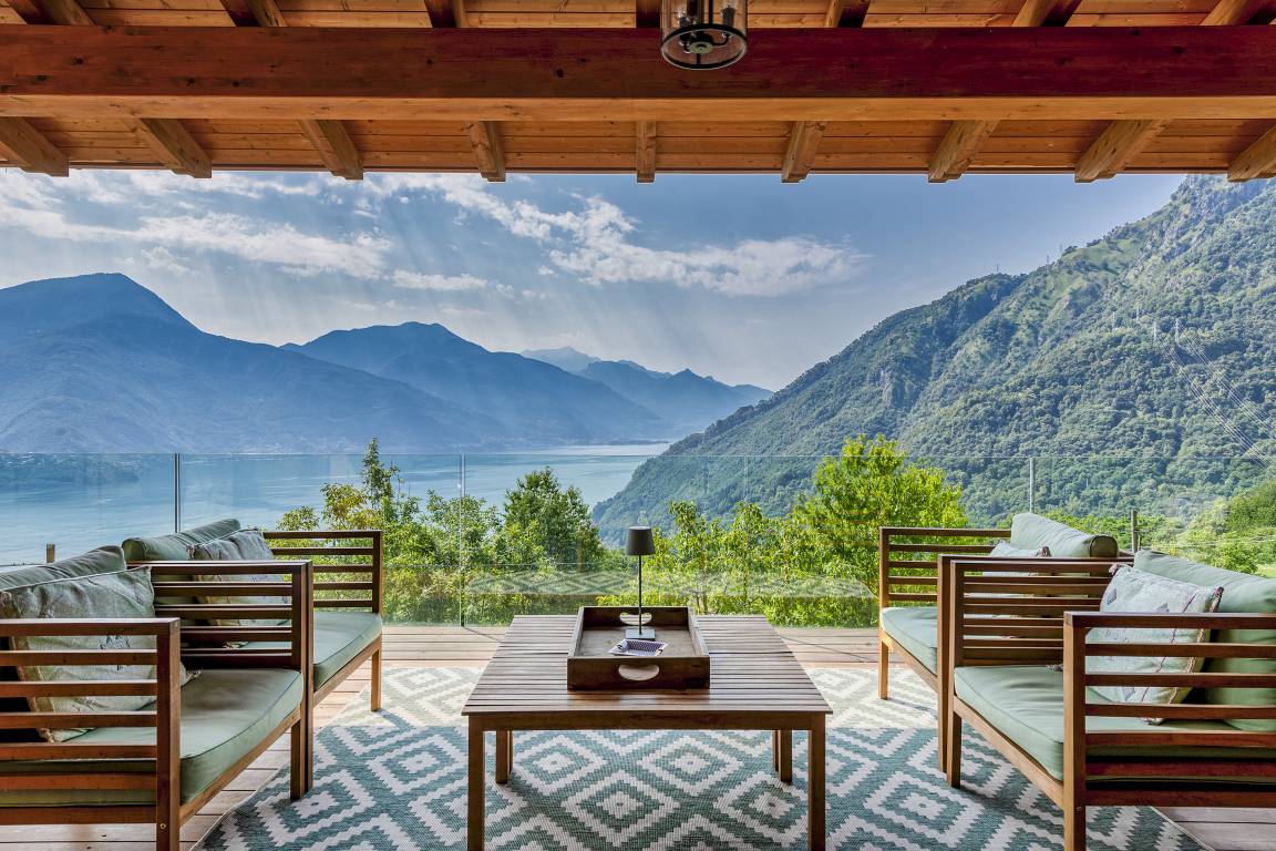 360 M² Chalet ∙ 5 Bedrooms ∙ 10 Guests - Lake Como