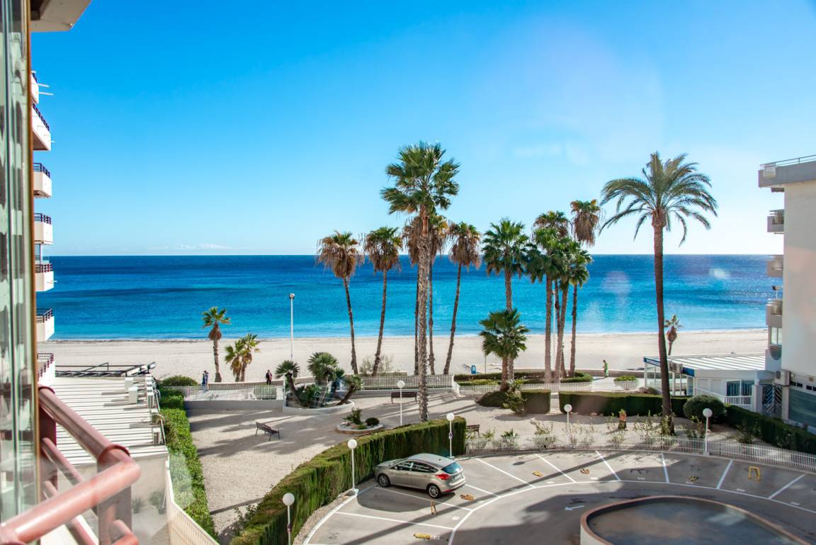 70 M² Apartment ∙ 2 Bedrooms ∙ 6 Guests - Calp