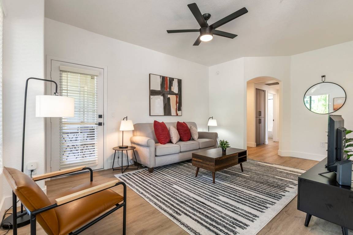 Apartment ∙ 2 Bedrooms ∙ 4 Guests - Carefree, AZ
