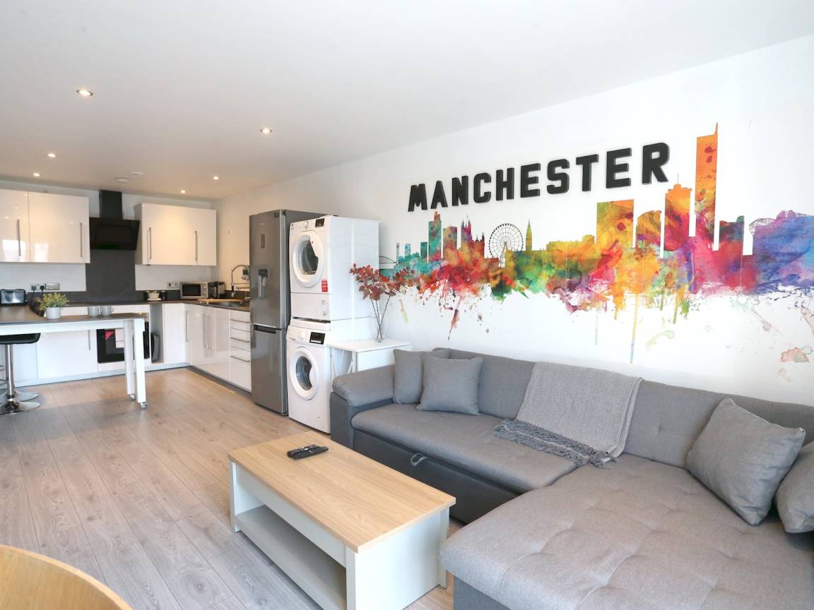 56 M² Apartment ∙ 2 Bedrooms ∙ 6 Guests - The Whitworth