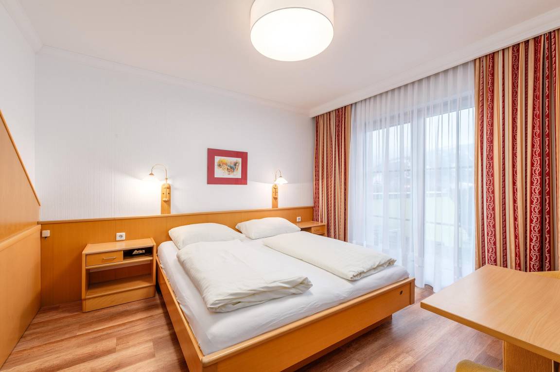 55 M² Ferienwohnung ∙ 3 Schlafzimmer ∙ 6 Gäste - Gröbming