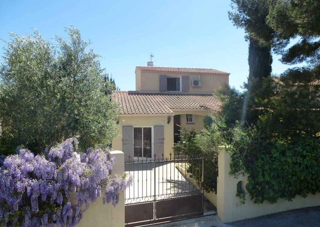 110 M² Villa ∙ 4 Chambres ∙ 8 Personnes - Ollioules