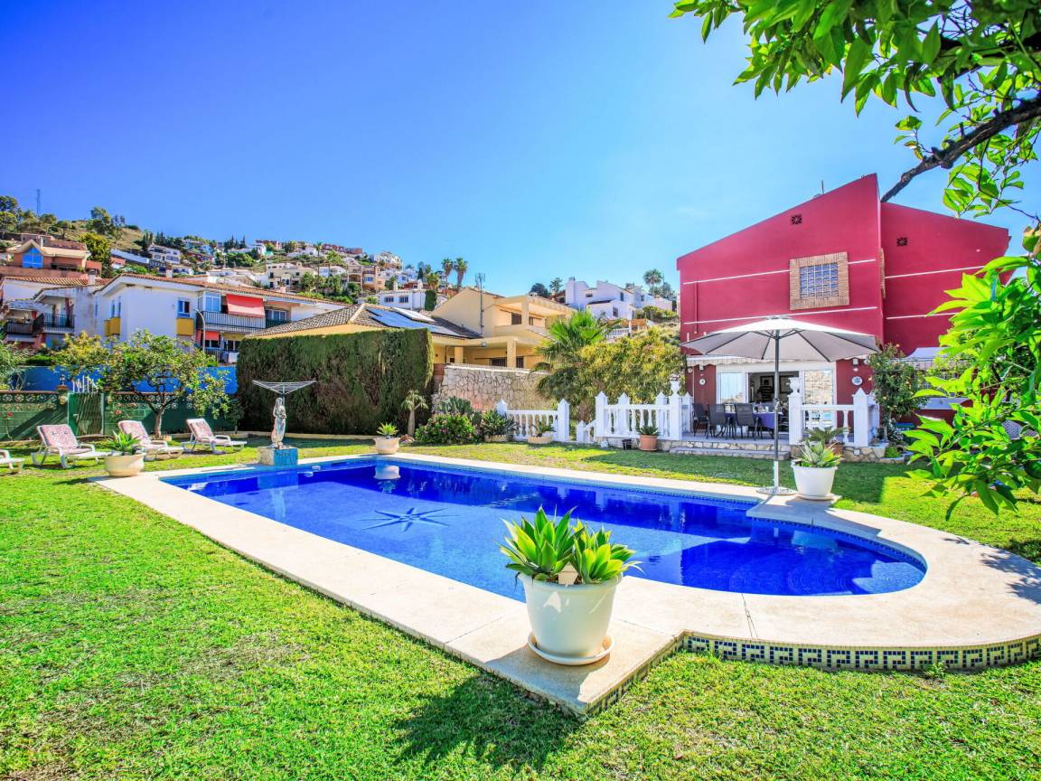 200 M² House ∙ 4 Bedrooms ∙ 8 Guests - Rincón de la Victoria