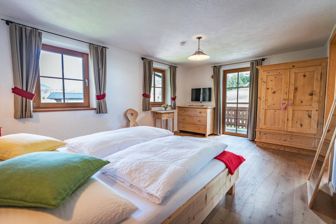 24 M² Hotel ∙ 1 Bedroom ∙ 2 Guests - Obertilliach