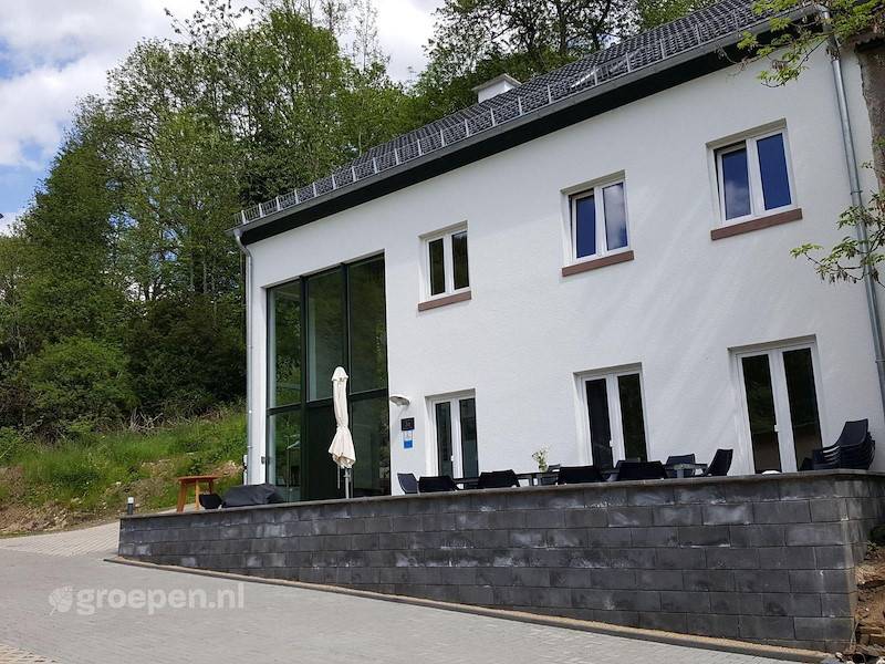 House ∙ 5 Bedrooms ∙ 16 Guests - Vianden